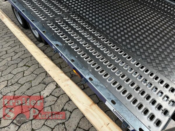 Lorries PLI30-4521 - 3000 kg kippbarer leichter Autotransporter mit A ...